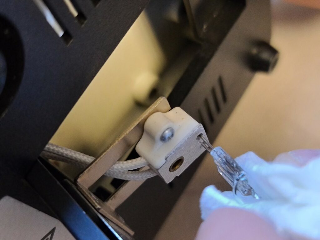 Changement d’ampoule d’un microscope – SVT Labs